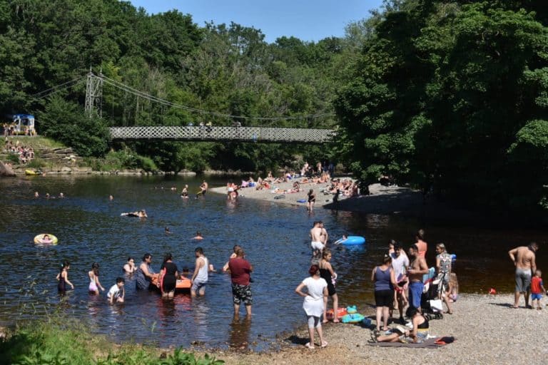 Swimming in our rivers? - Aire Rivers Trust